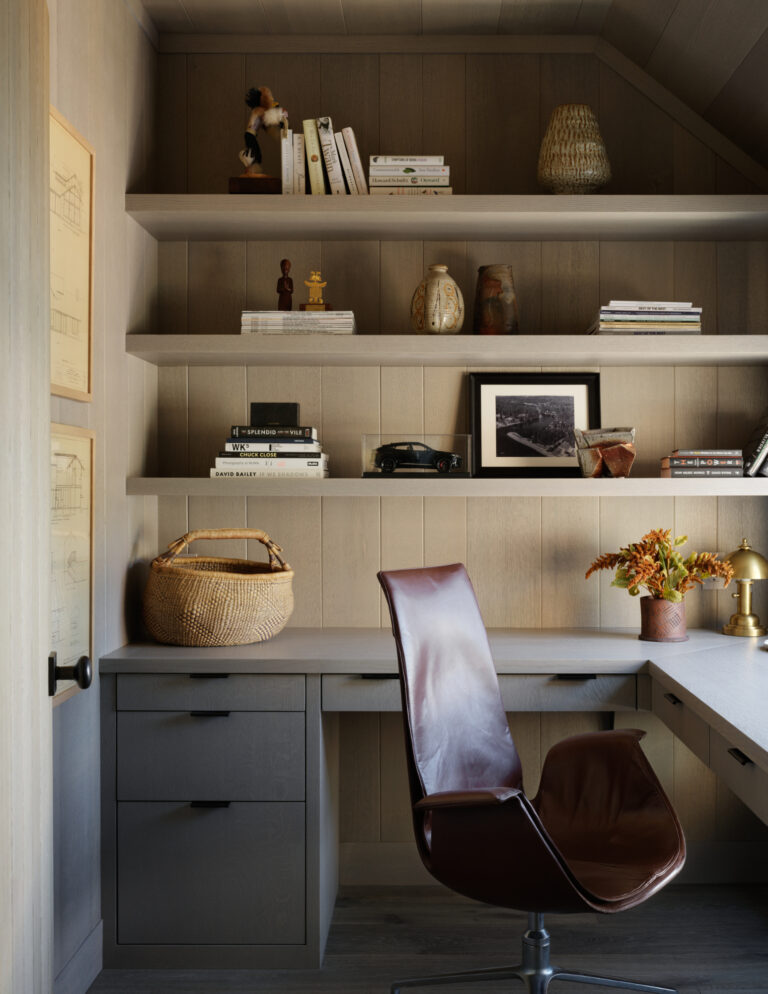 Arrow Bay | Lockhart Suver